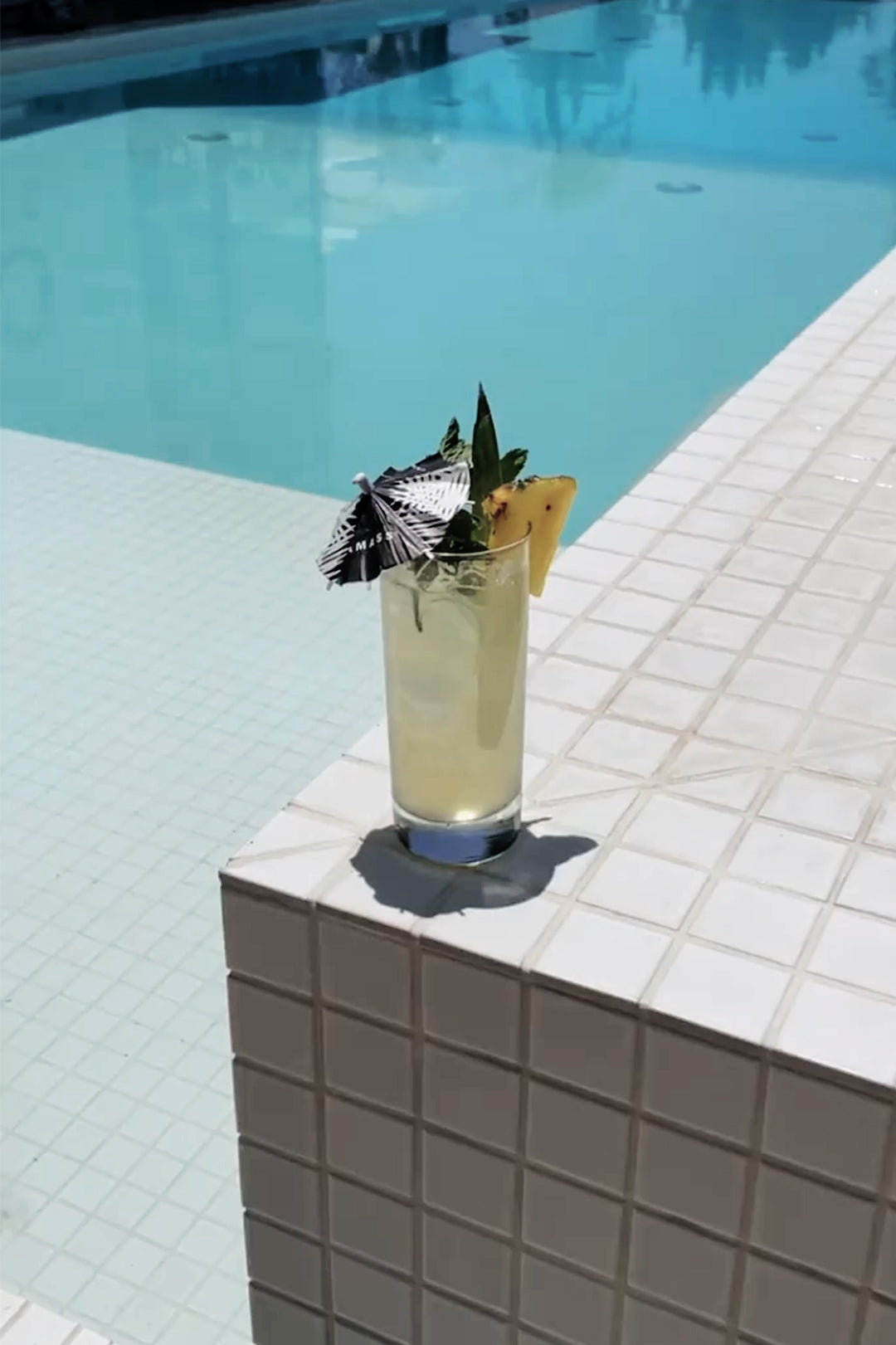 Alo House — Ocean Breeze – AMASS